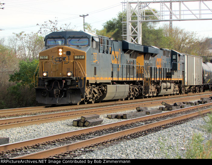 CSX 757-3242